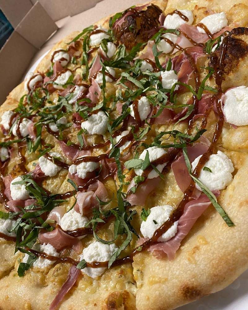 Pizza Restaurant Near Me | High Rise Pizza Kitchen