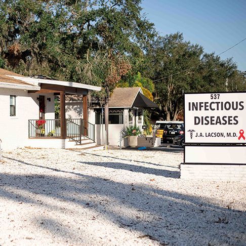 J Agustin Lacson, MD | ID Specialist | Avon Park, FL