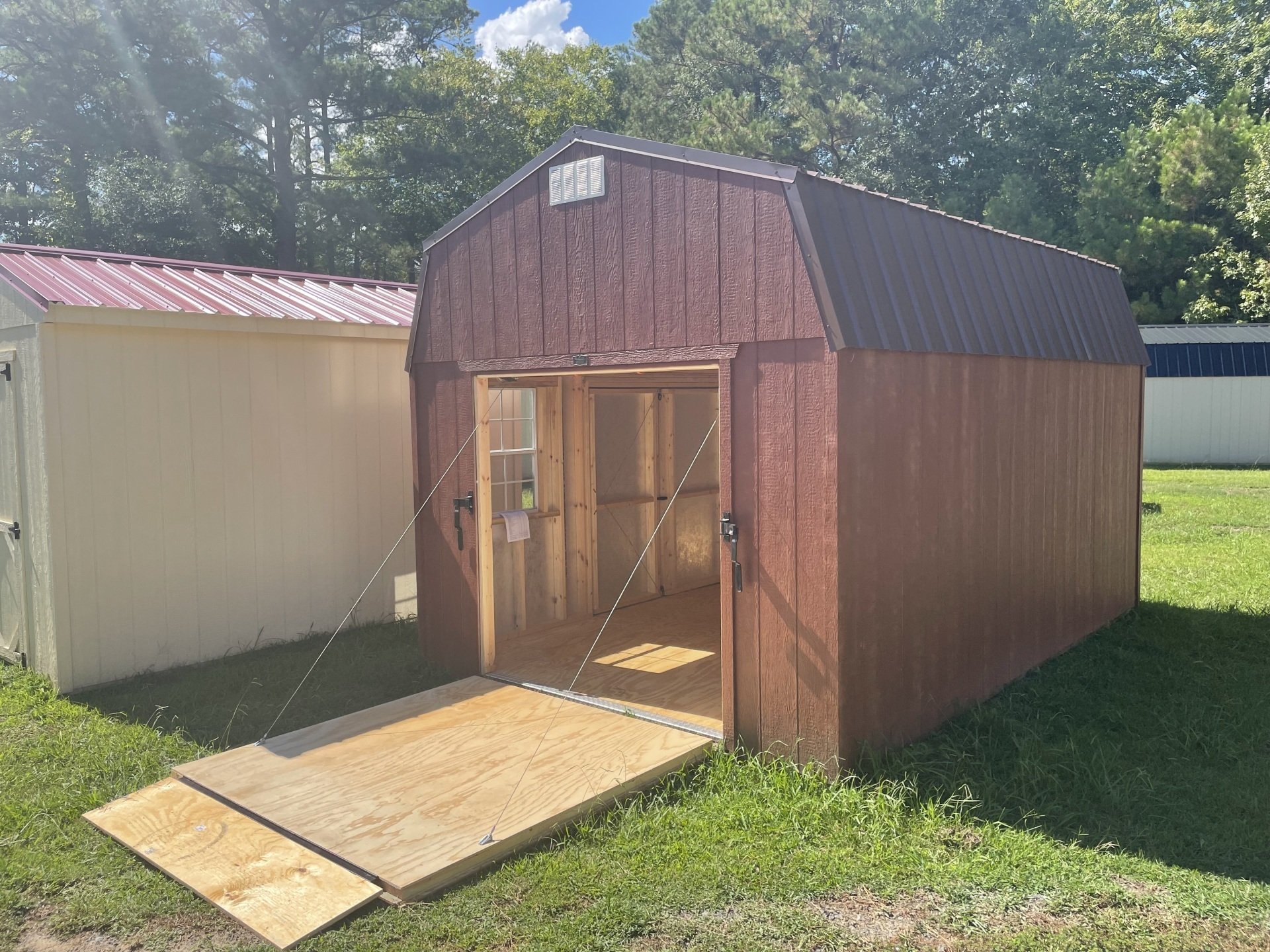 Custom Barns and Sheds | East Coast Buildings | Courtland VA
