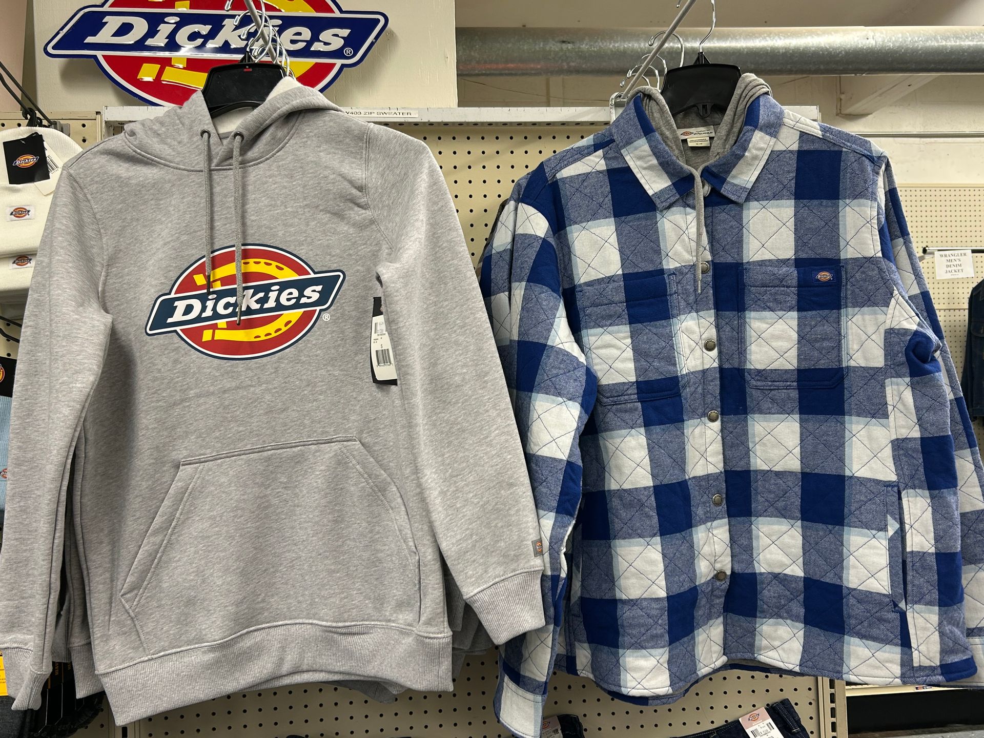 Work Clothing | Mundelein, IL
