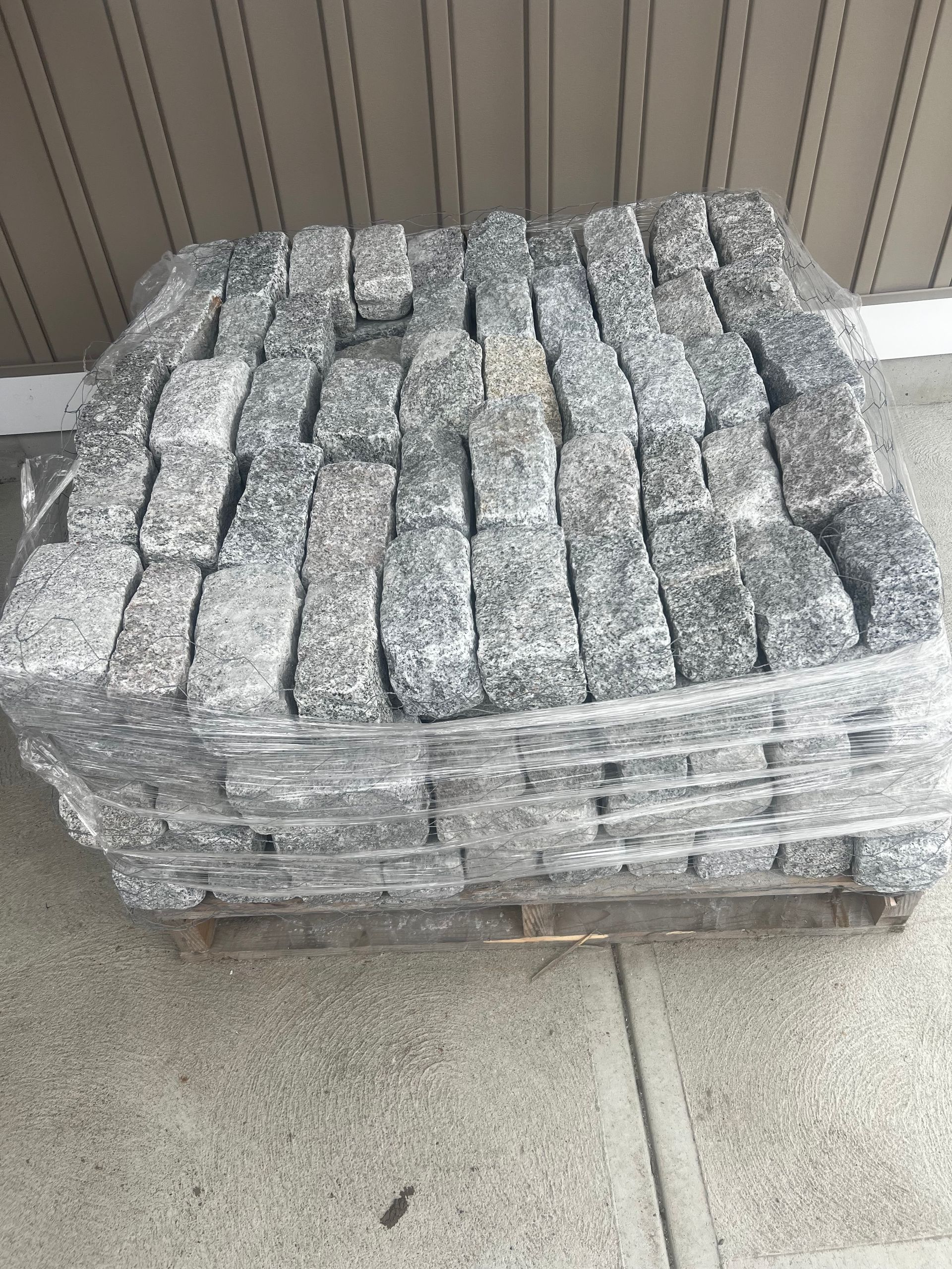 Cobbletone Hardscape Supply | Uxbridge, MA