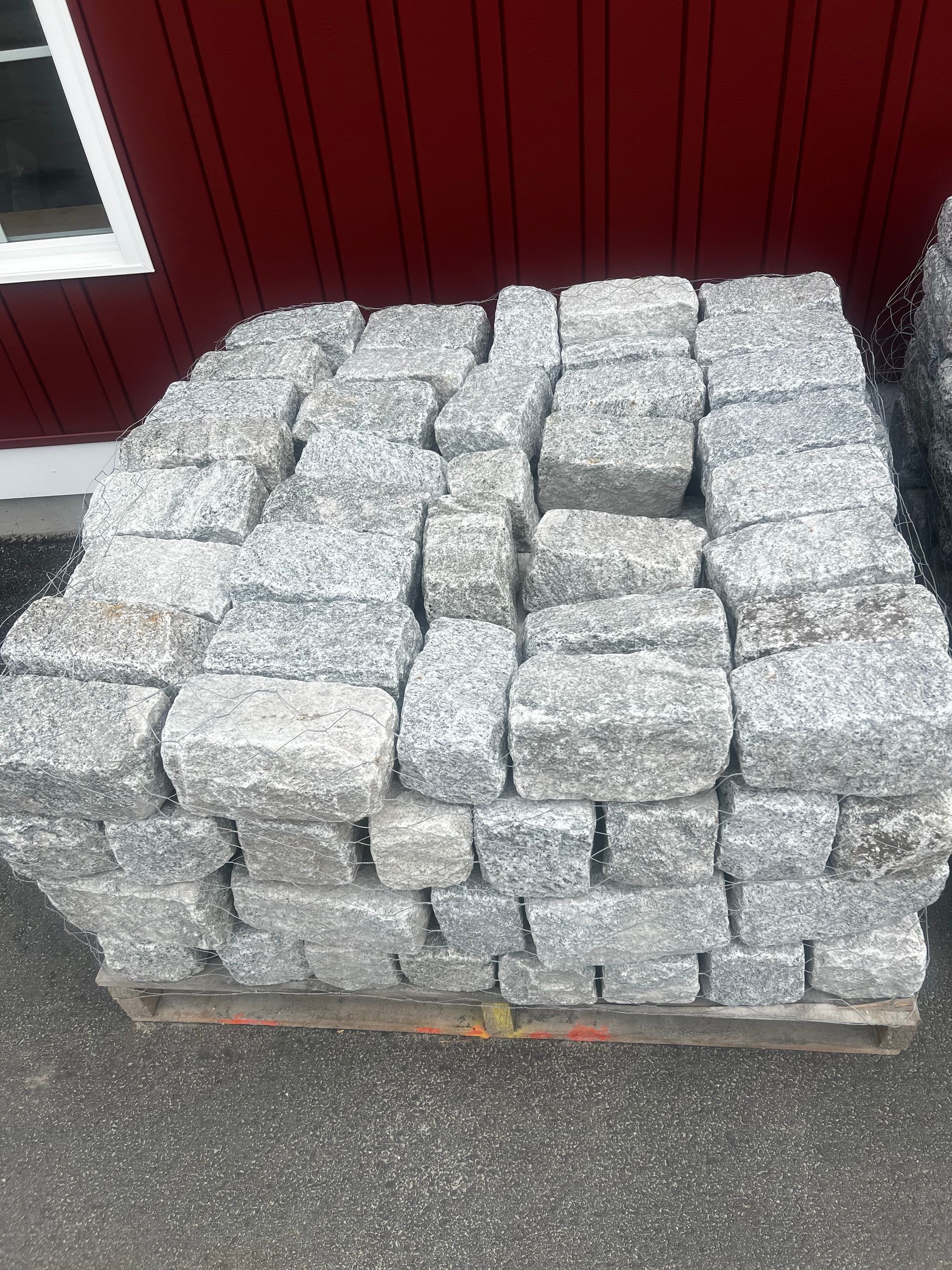 Cobbletone Hardscape Supply | Uxbridge, MA