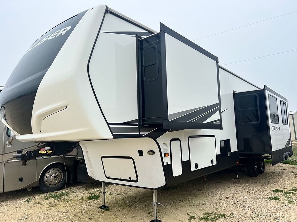 Fifth Wheel Rentals | Granger, TX