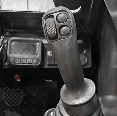 RT Series 2WD/4WD Diesel Rough Terrain Forklifts | Noblelift