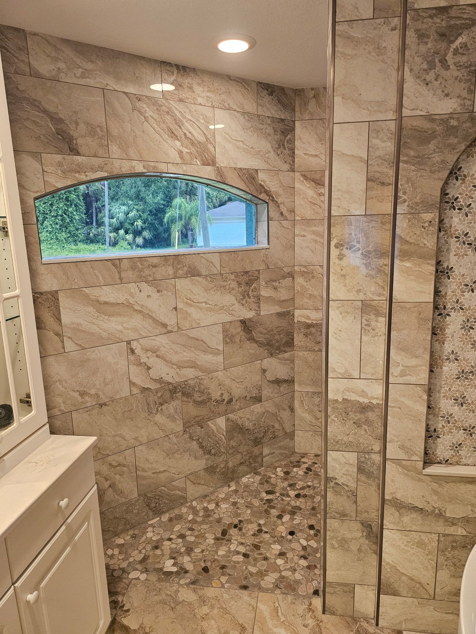 Shower Gallery | Tropical Tile and Stone