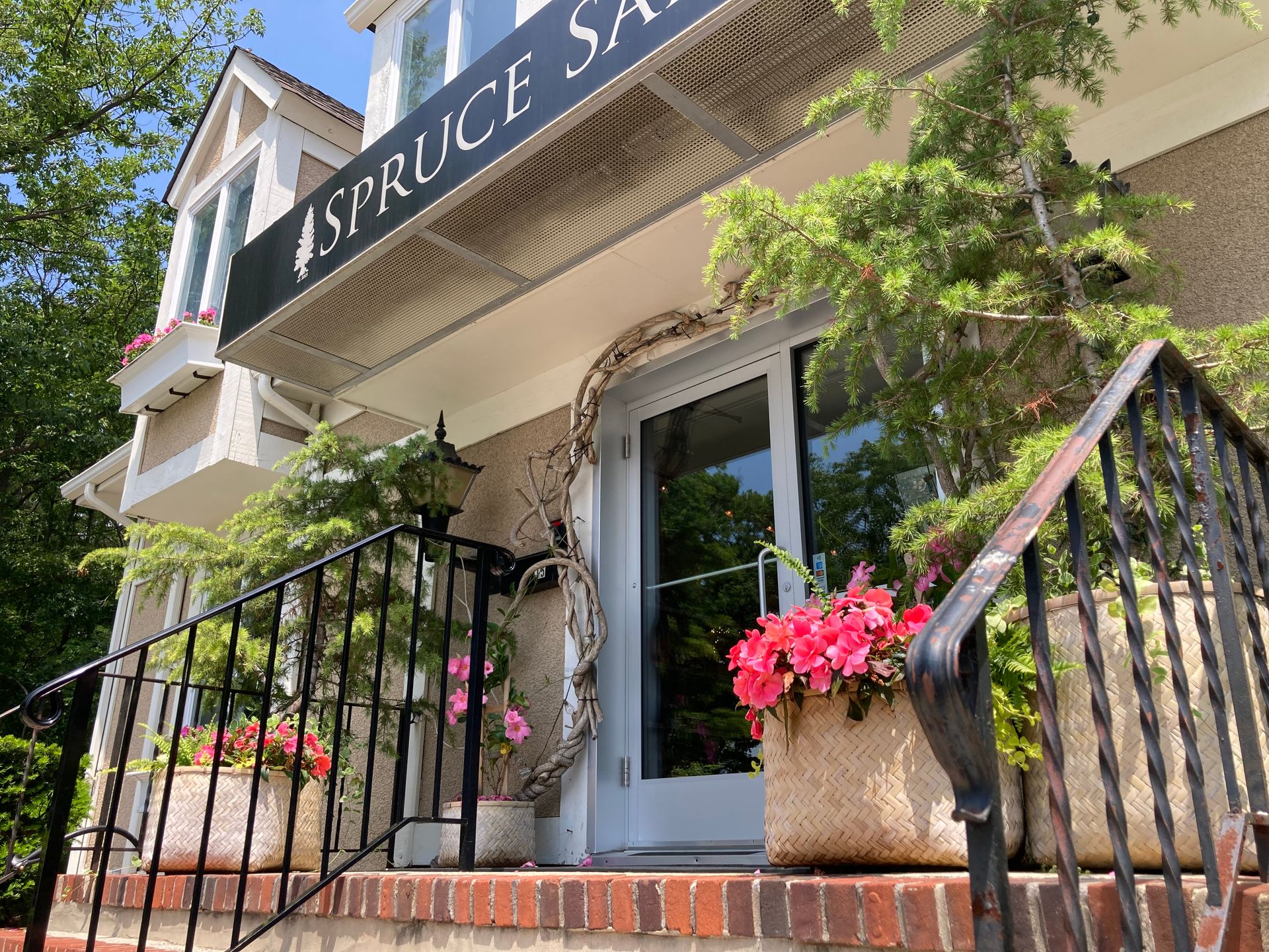 Spruce Salon - Hair Salon | Wall Township, NJ