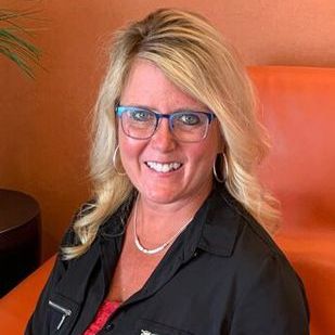 Meet Our Team | Entourage Institute of Beauty and Esthetics