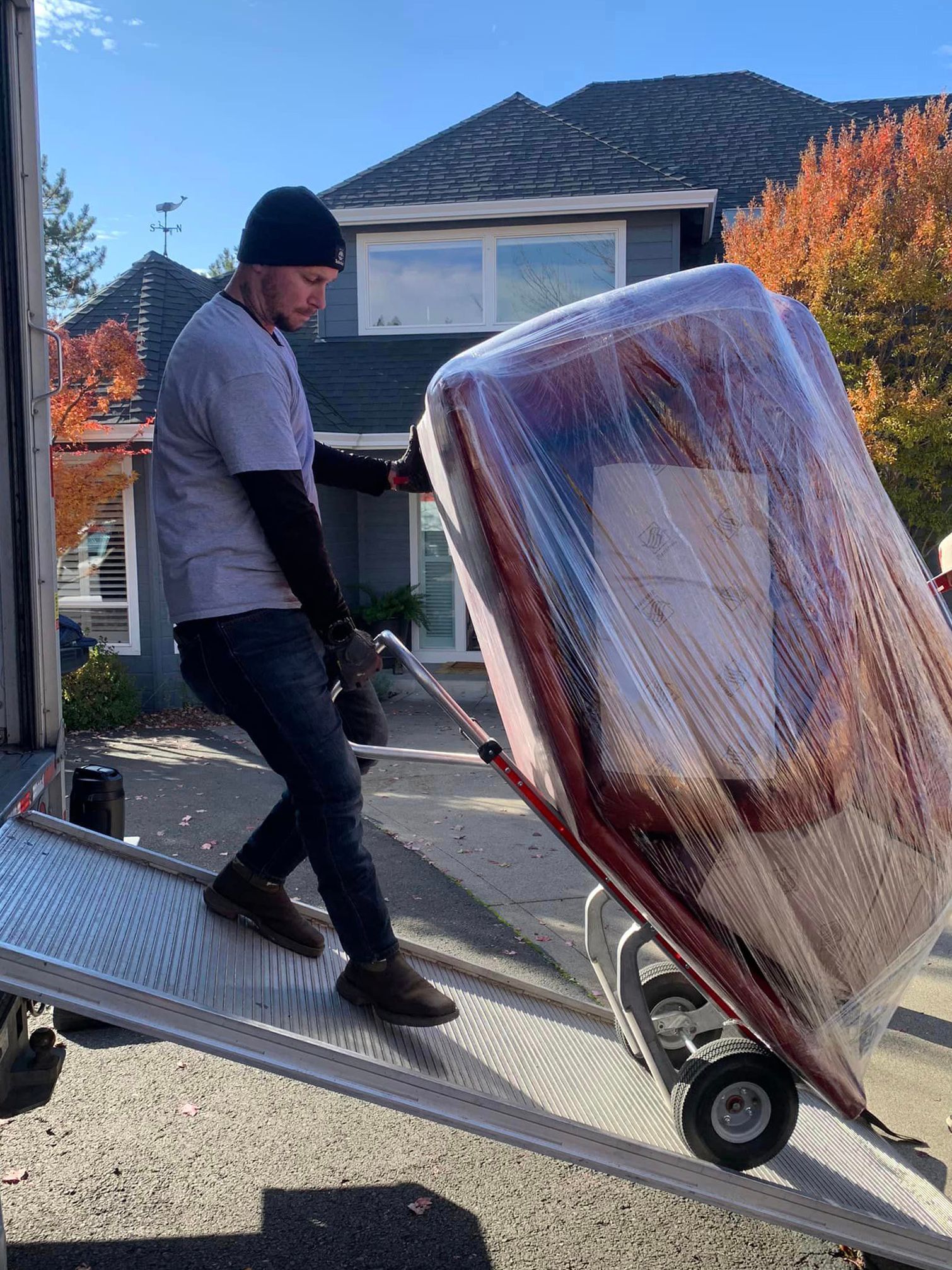 Movers Ashland, OR | Good Guys Moving LLC