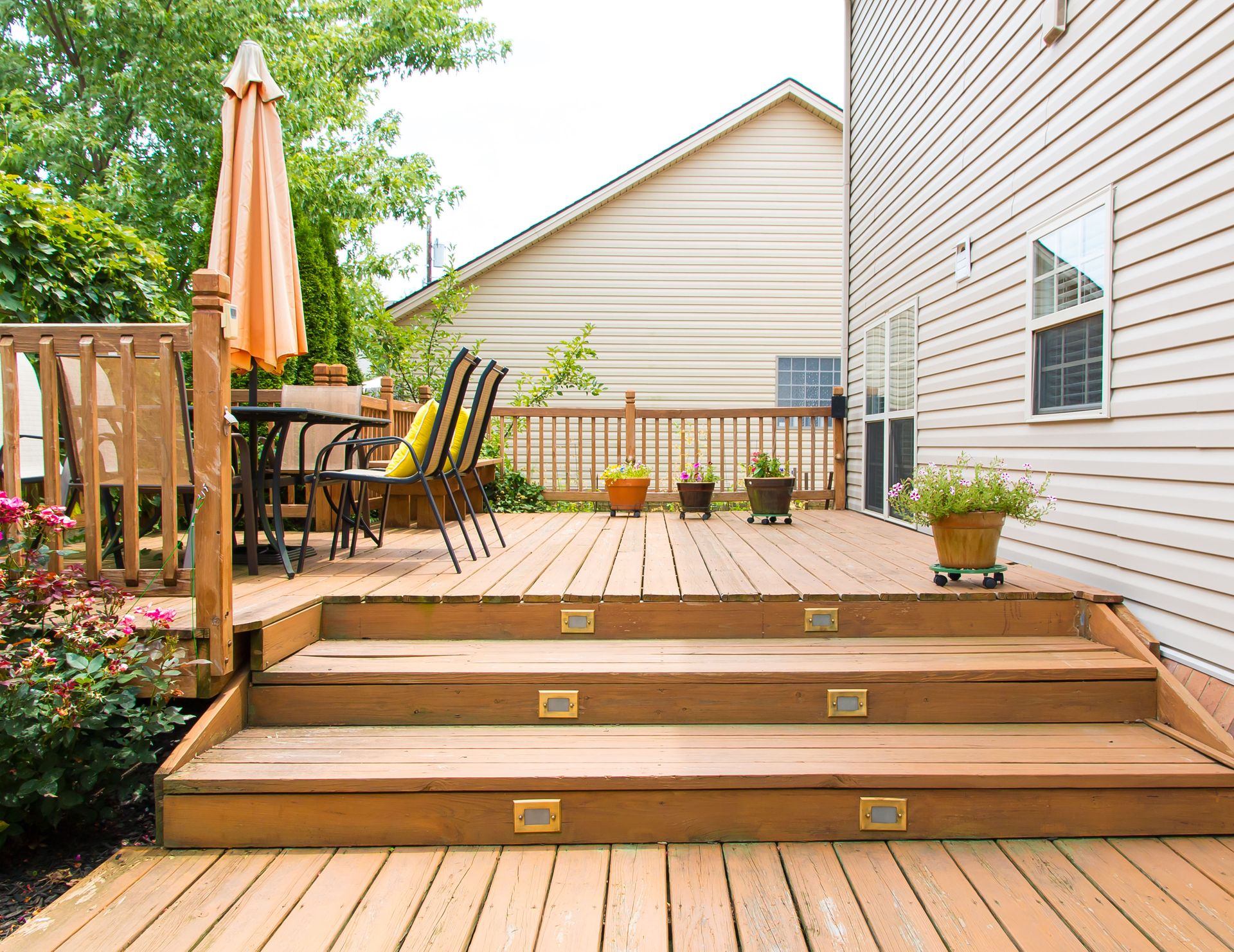 Deck Builders | Deck Stars | Omaha, NE