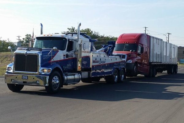 Brian Omps Towing & Repair LLC Equipment Handling Winchester