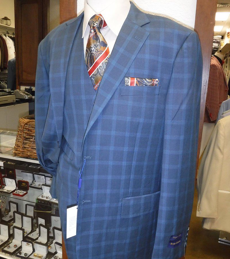 Men's Tuxedos | Waco, TX