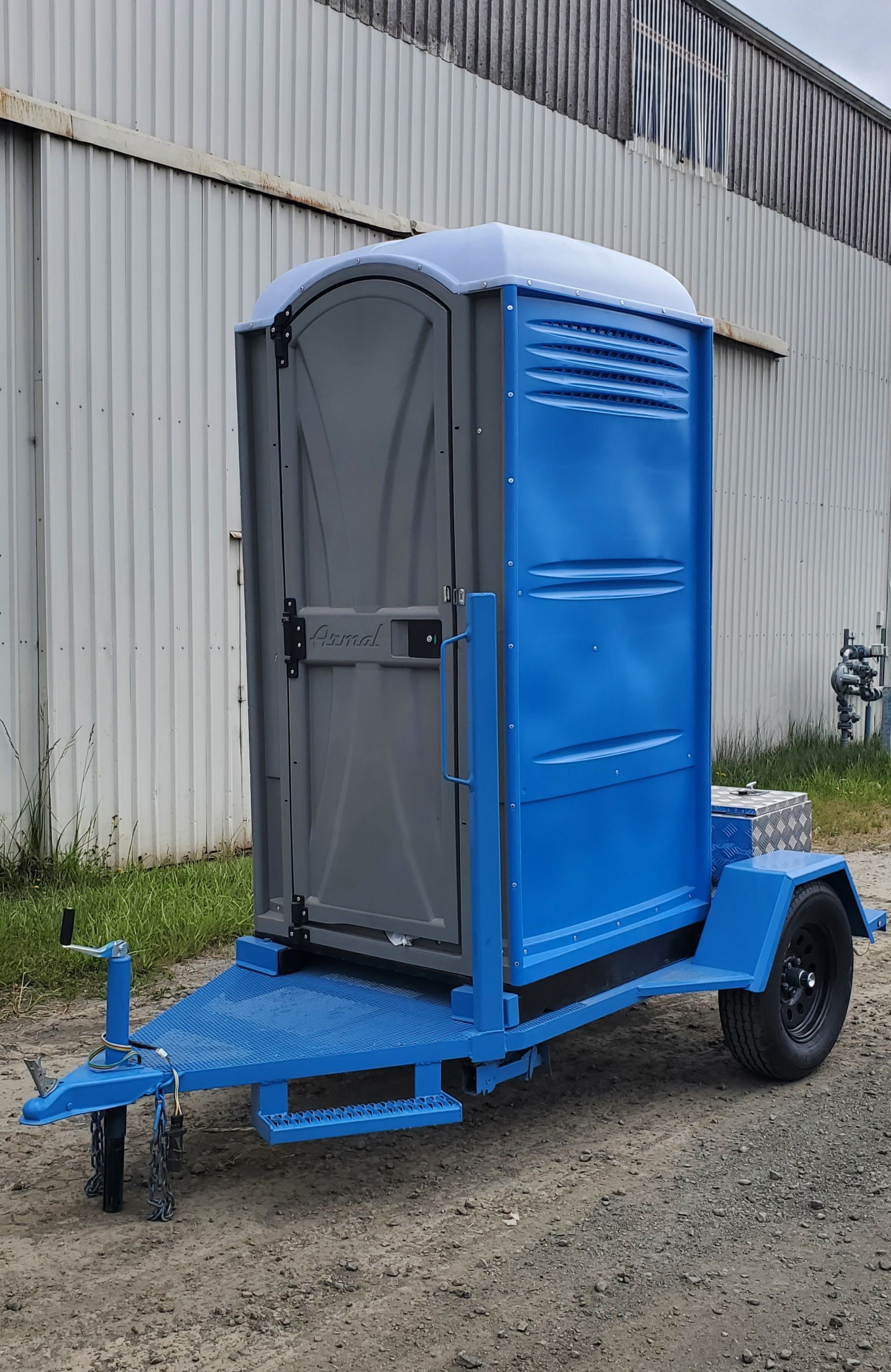 Rental & Cleaning | R&R Portable Restrooms | Coos Bay, OR