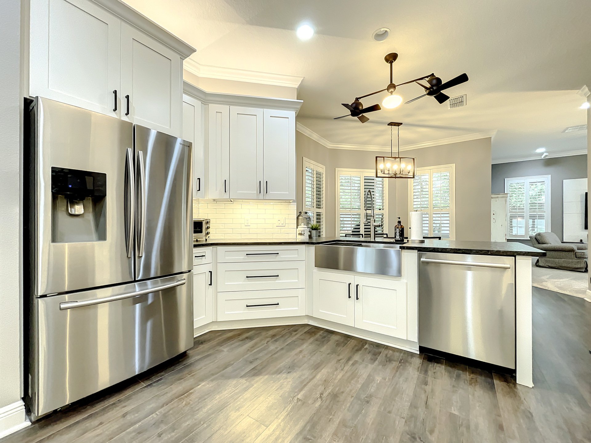 Lifetime Cabinet & Interiors Inc. Kitchen Countertops DeLand