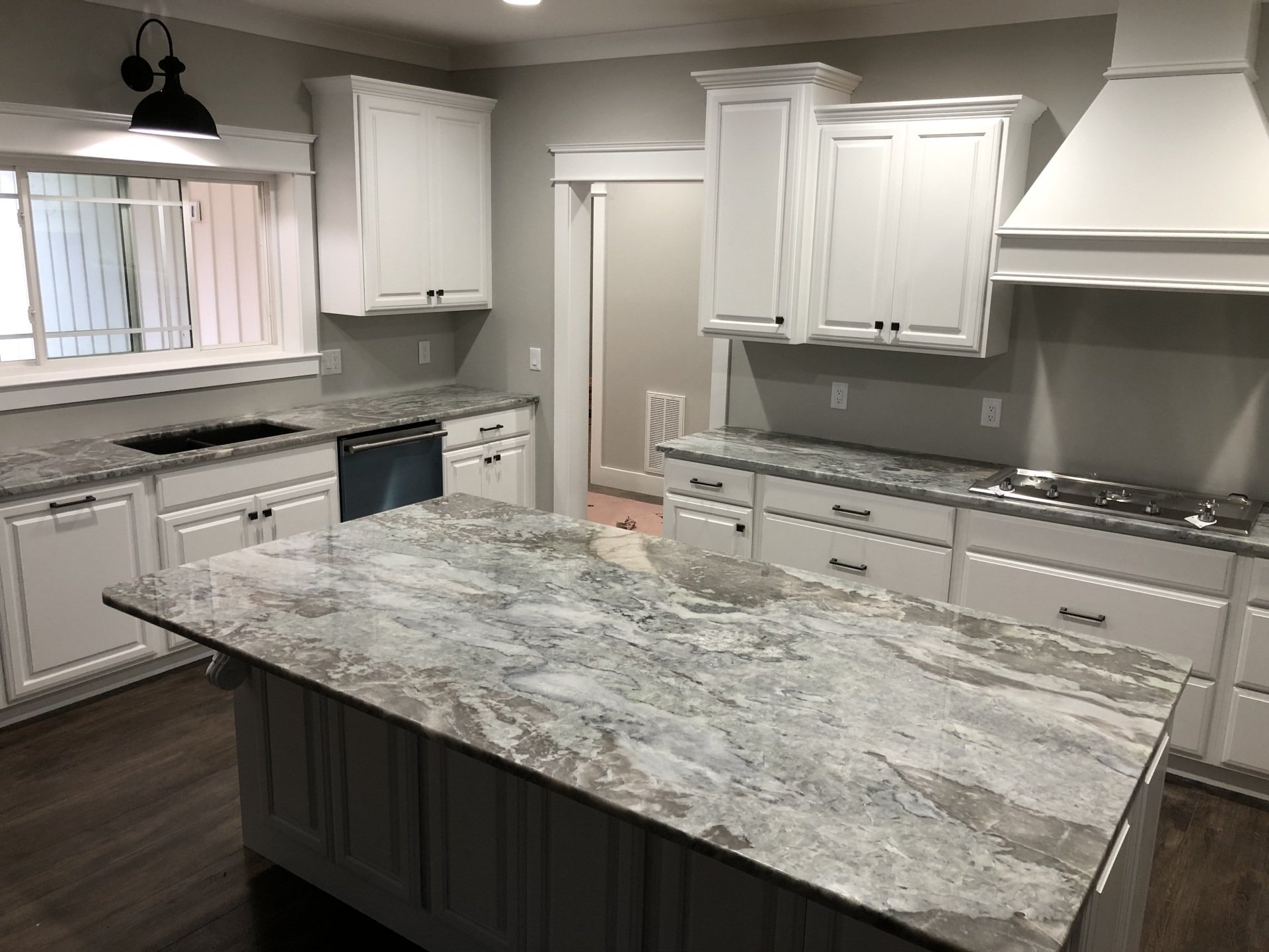 Custom Granite Interiors | Countertop Sales | McMinnville TN
