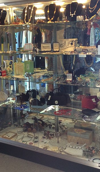 Ali Witman Consignment & Clothier Photos | Lititz, PA