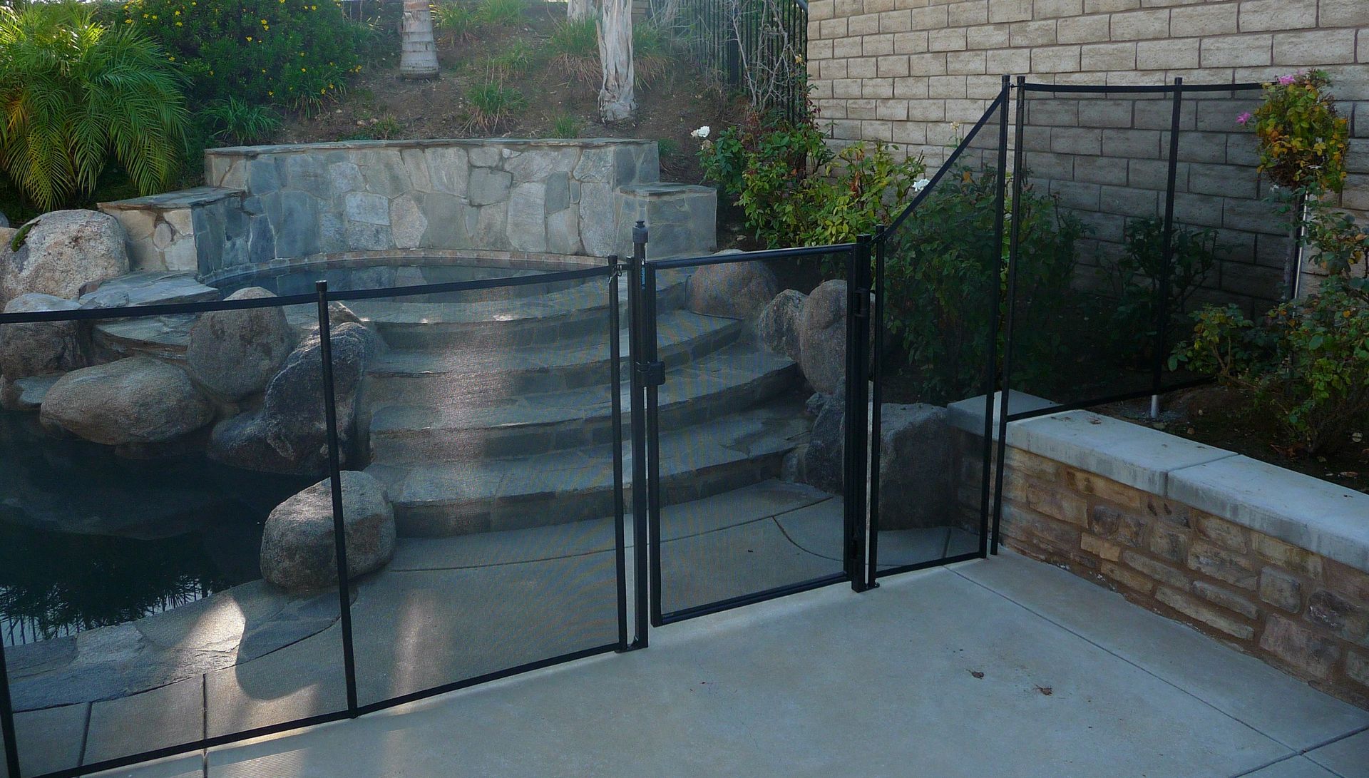 Fences for Pools Bakersfield, CA | A Safe Pool Enclosures