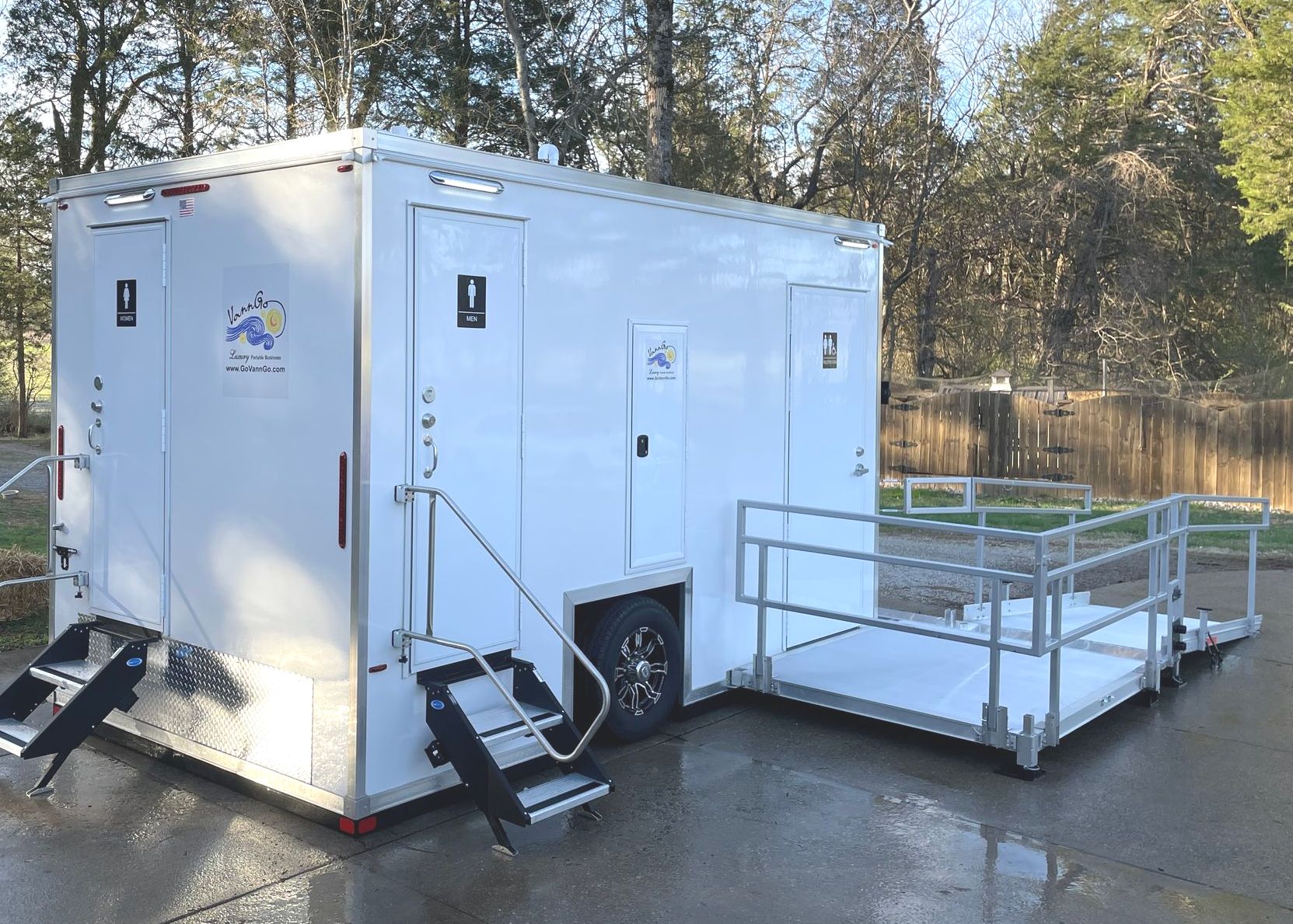 Restroom Trailer Rental Murfreesboro, TN | Nashville, TN