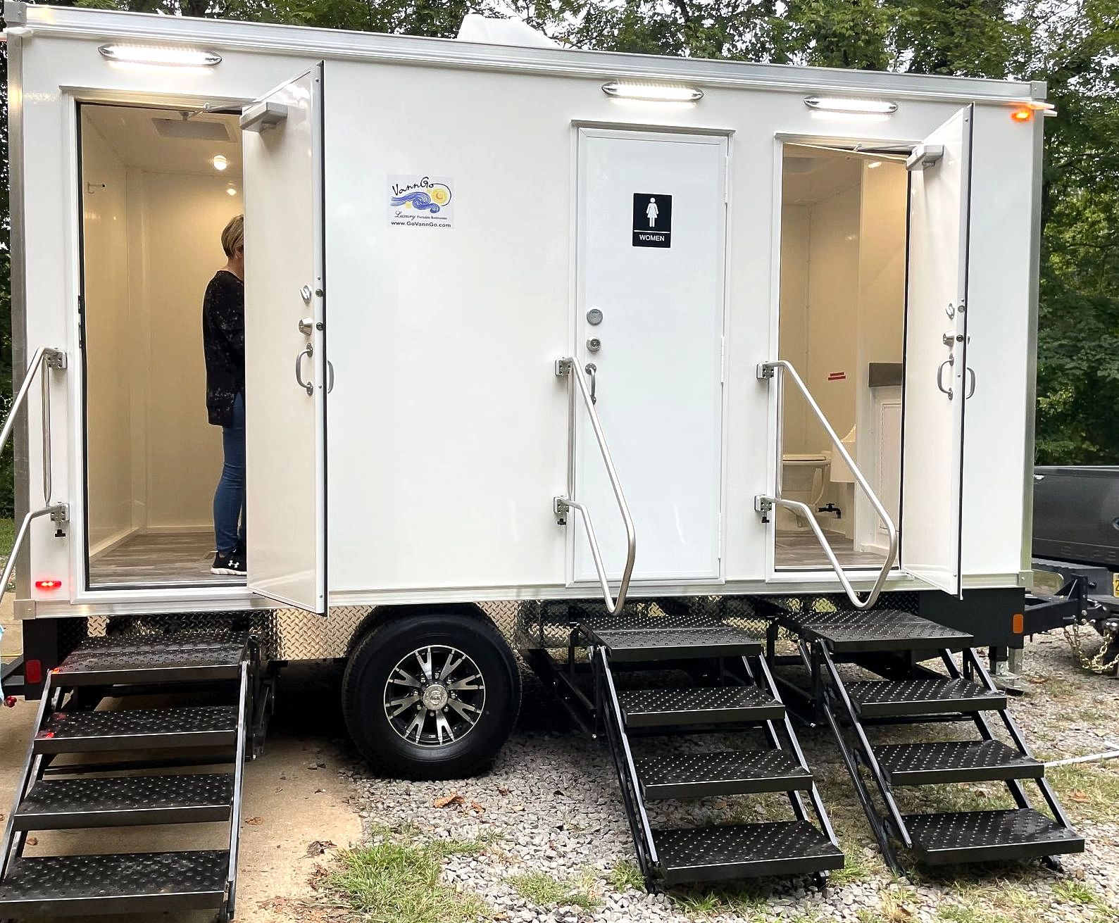 Restroom Trailer Rentals for Large Events | Nashville