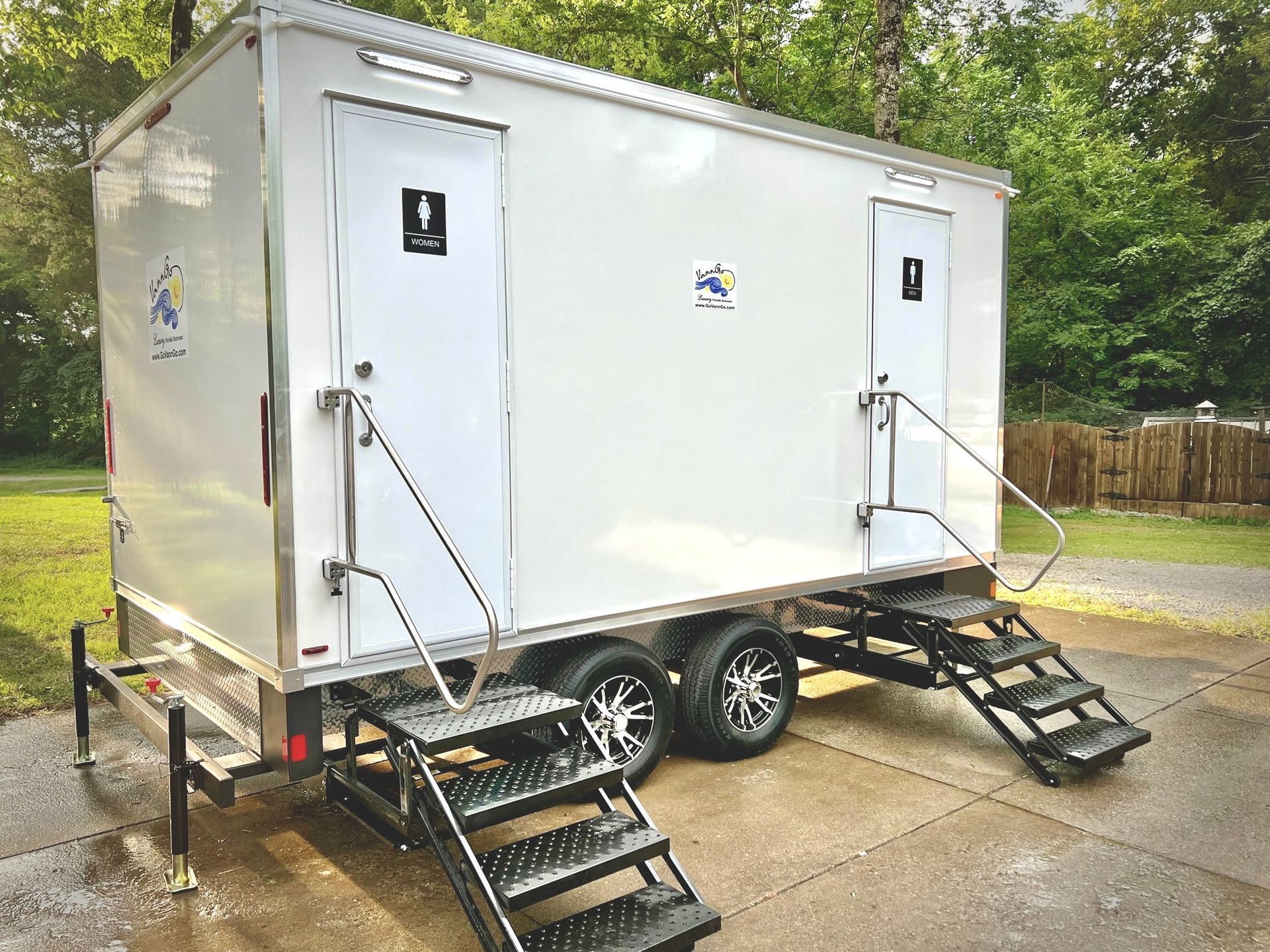 Porta Potty Trailer Rental Nashville | Murfreesboro | VannGo