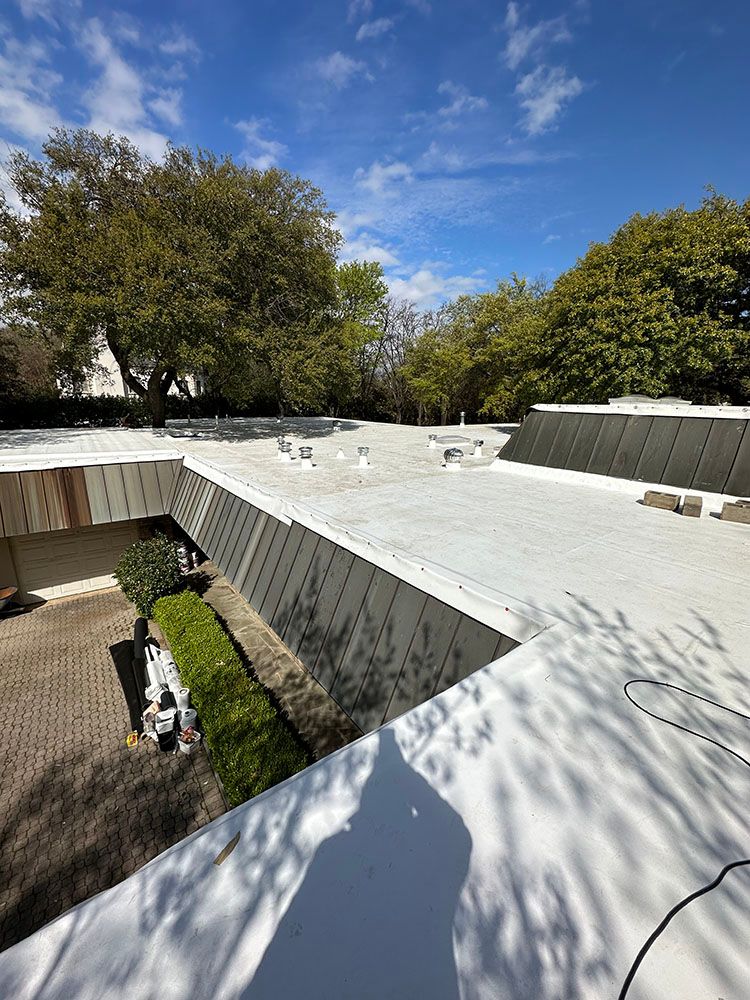 General Contractor | Legends Roofing | Dallas, TX Area