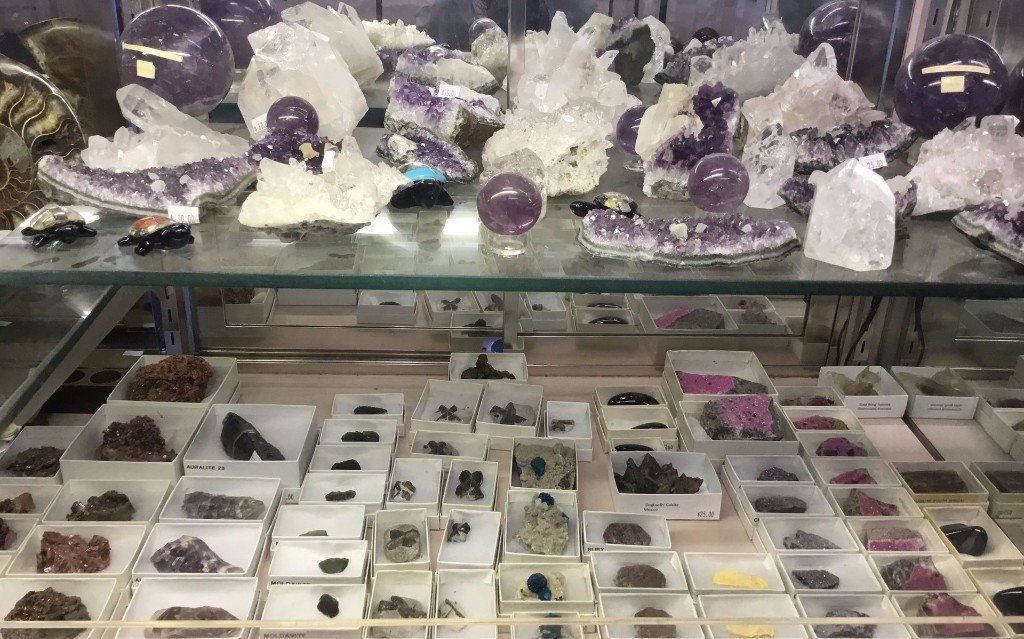 Rock, Mineral, Fossil, Souvenir, and Gift Shop | Salem, VA