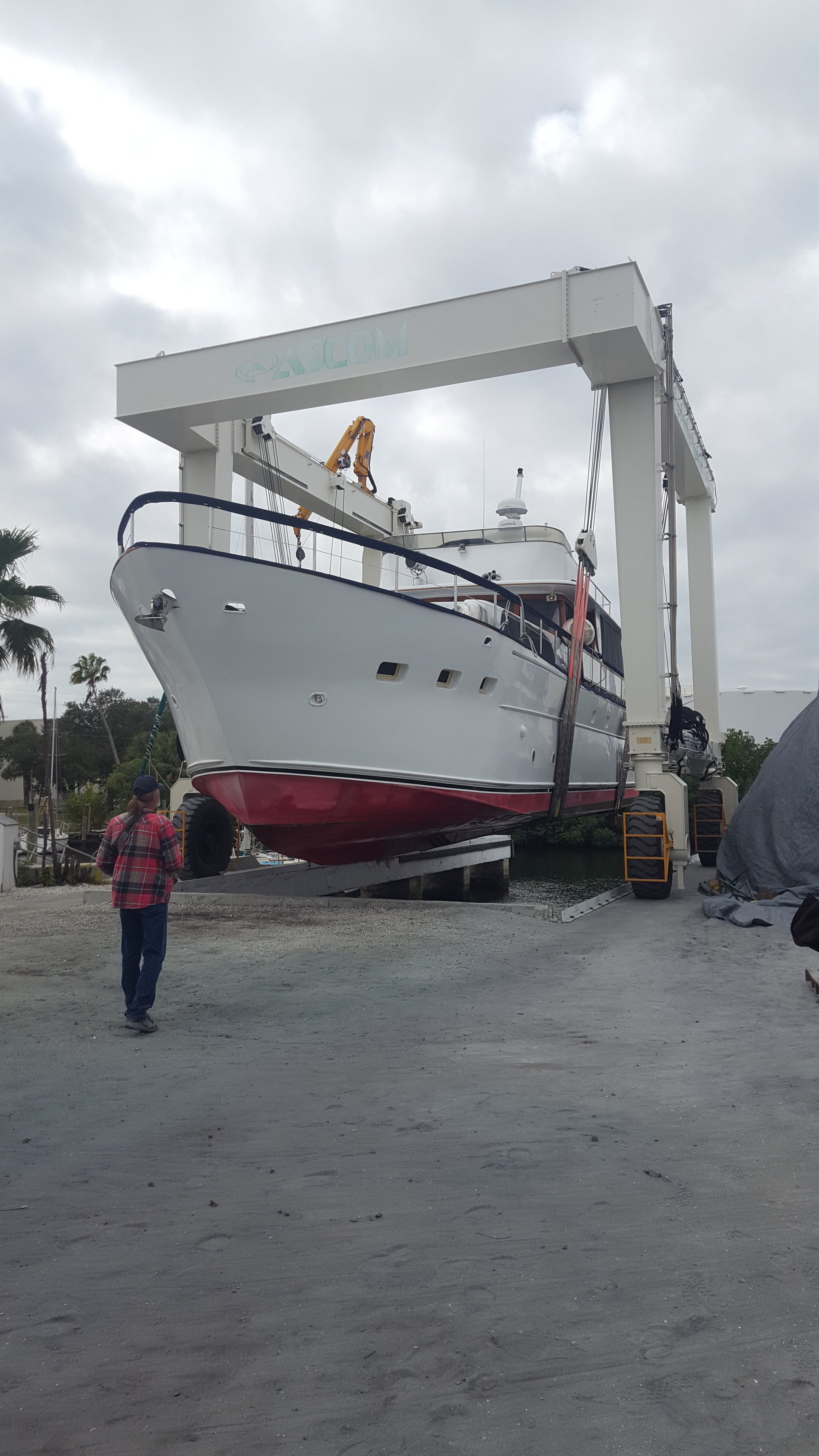 Marine Diesel Surveyors FL | David Hinkel, Inc