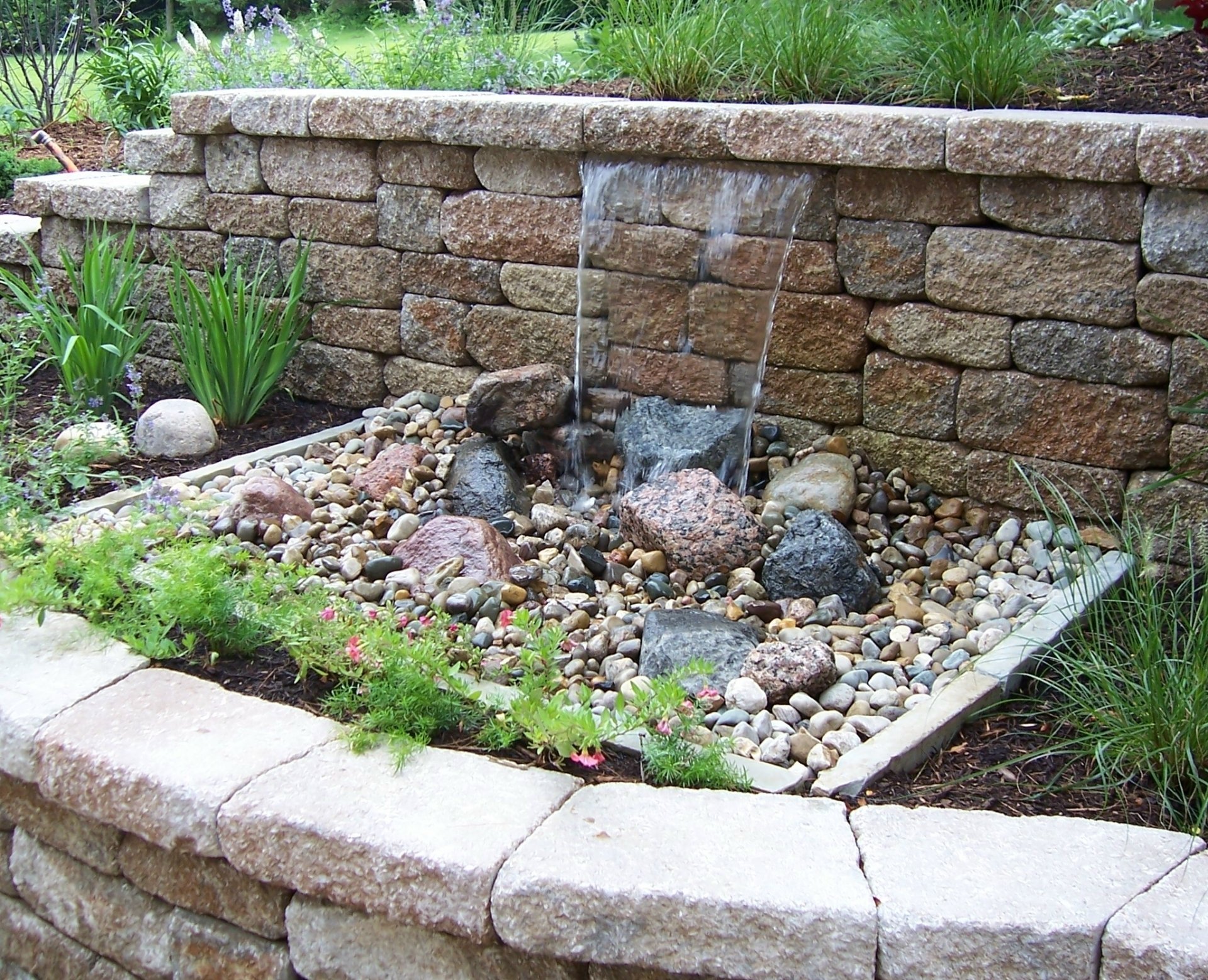 Water Featurs | Outdoor Ponds | Waterfalls | Eureka, MO
