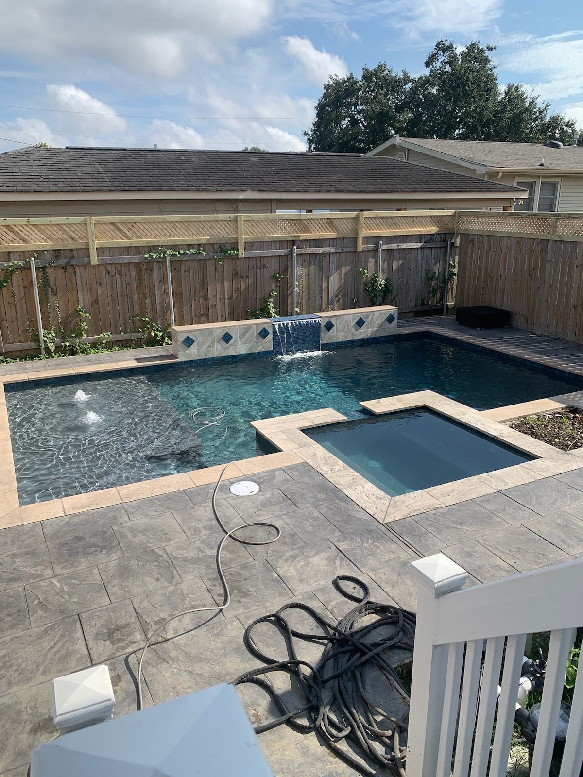 Custom Pools | LA Pools & Spas - Baton Rouge & Slidell