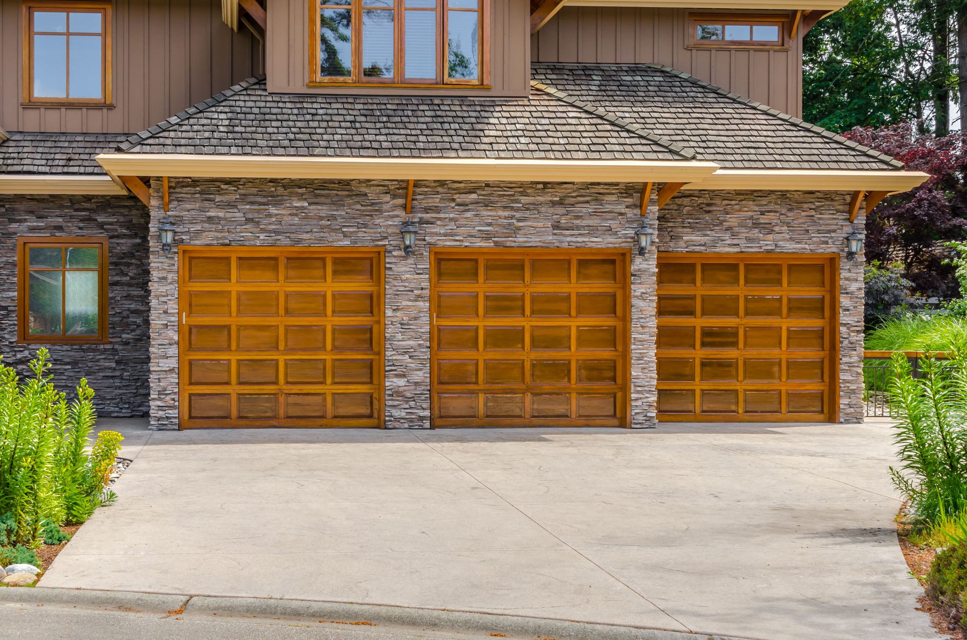 Garage Door Installation | NE WI