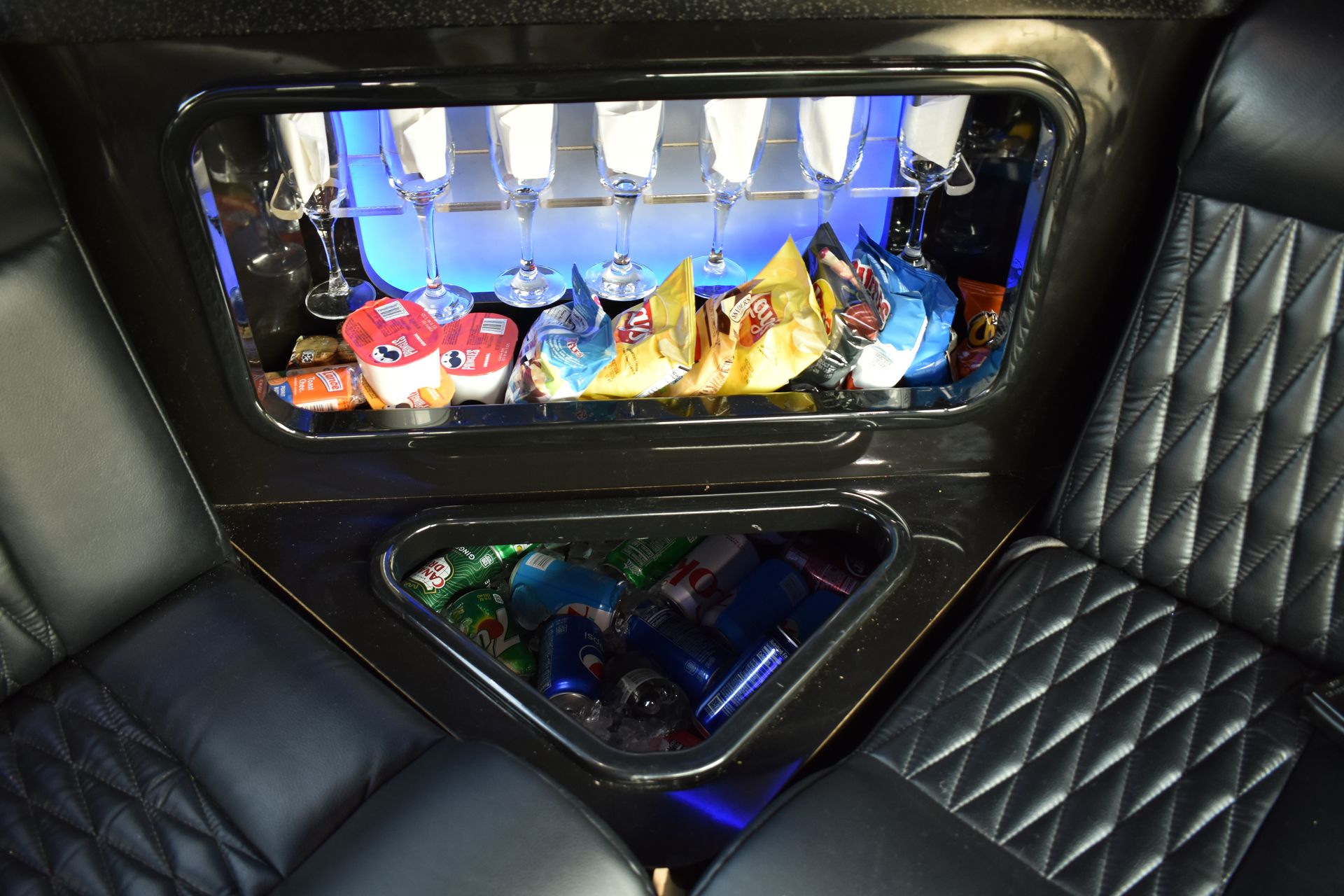 Limo Buses | Infinity Limousine