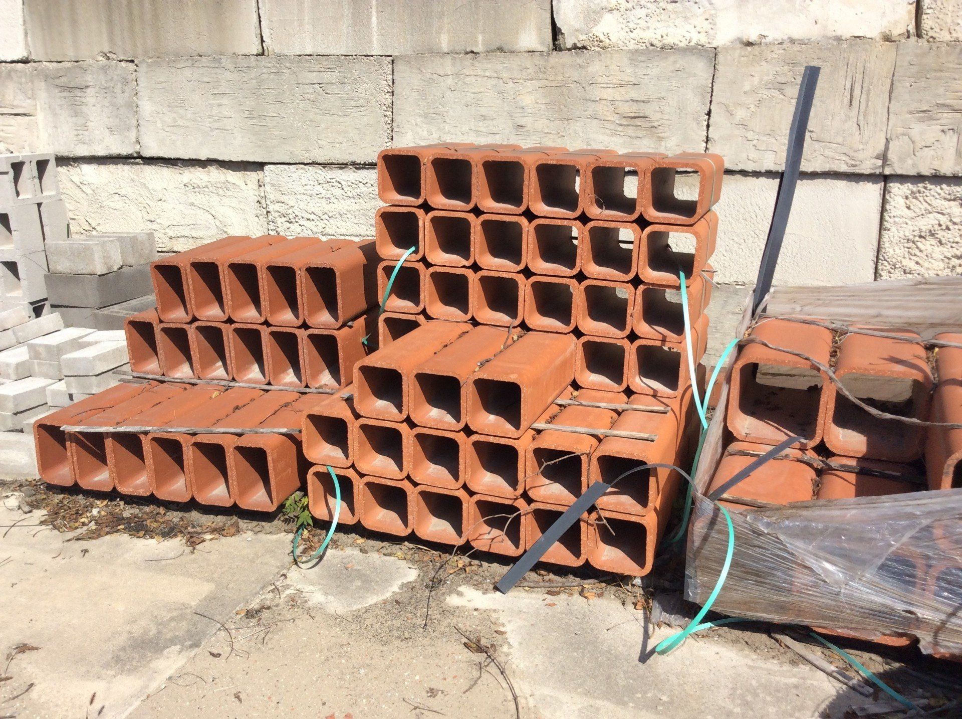 Block and Bagged Concrete Products | Lambertville, MI