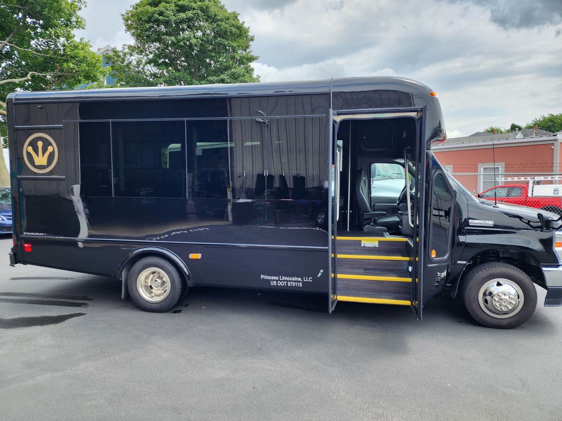 Limo Rental Fall River, MA | Princess Limousines LLC