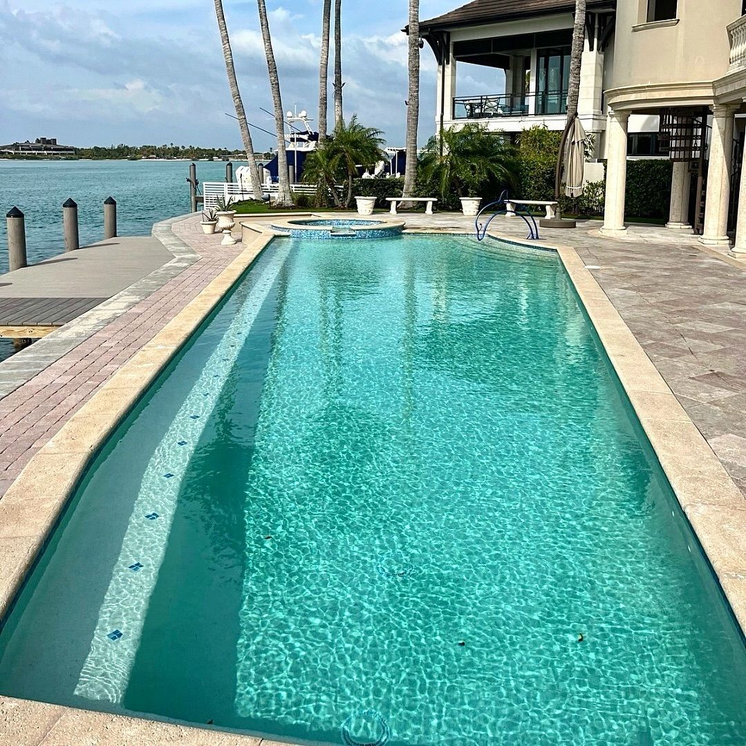 Swimming Pool Companies Bradenton, FL | Platinum Pools SRQ