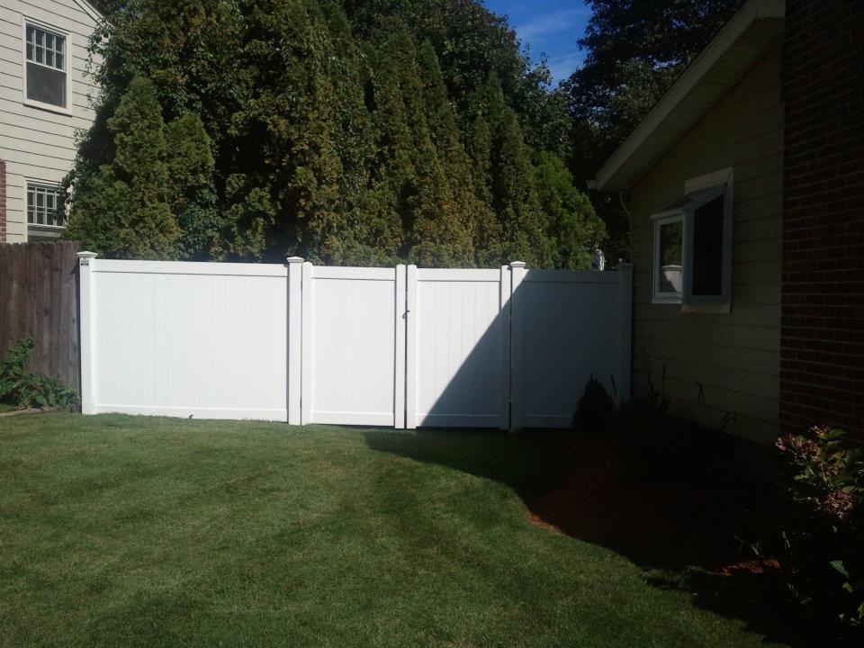 JC Fence Company PVC Vinyl Fence Gallery | Warwick, RI