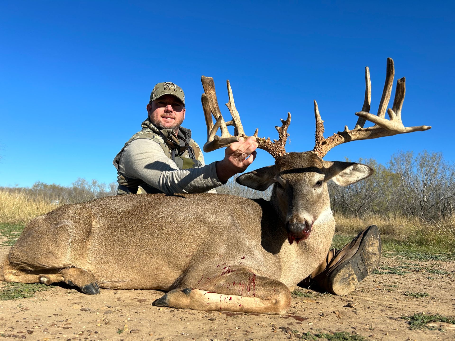 Whitetail Deer Hunting Excursions | Pearsall, TX