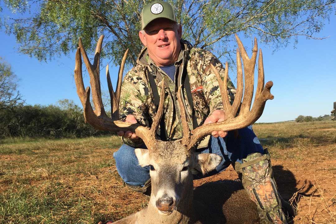 Whitetail Deer Hunting Excursions | Pearsall, TX