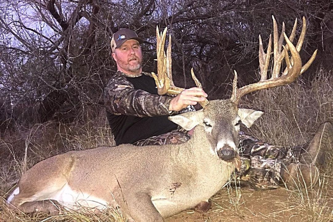 Whitetail Deer Hunting Excursions | Pearsall, TX
