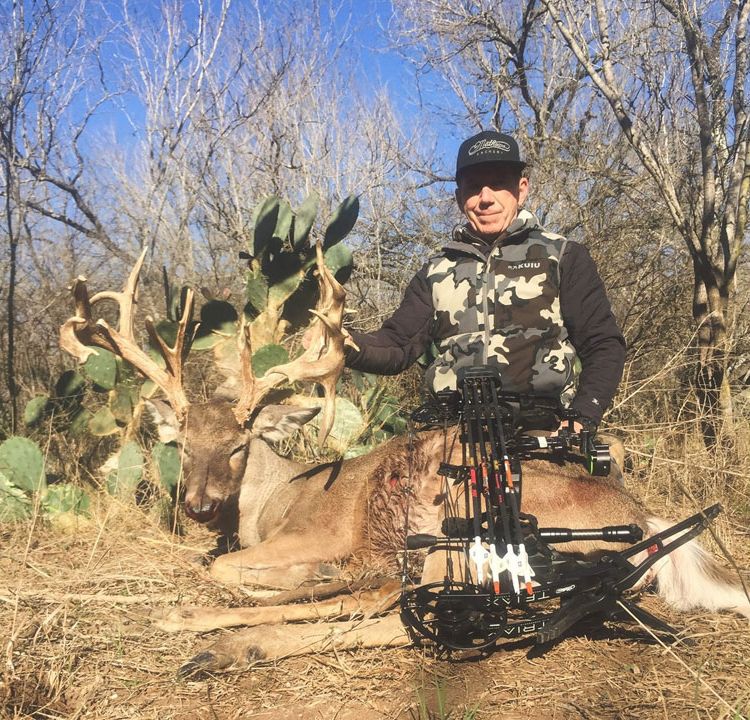 Whitetail Deer Hunting Excursions | Pearsall, TX