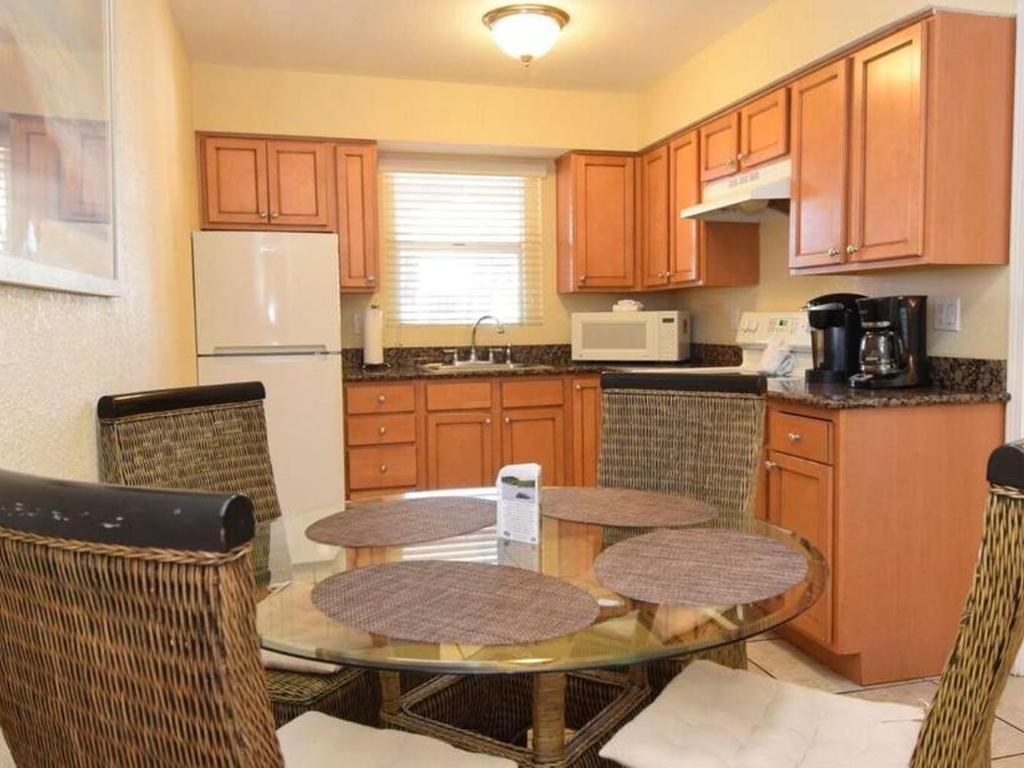 A Beach Retreat On Casey Key | Resort | Nokomis, FL