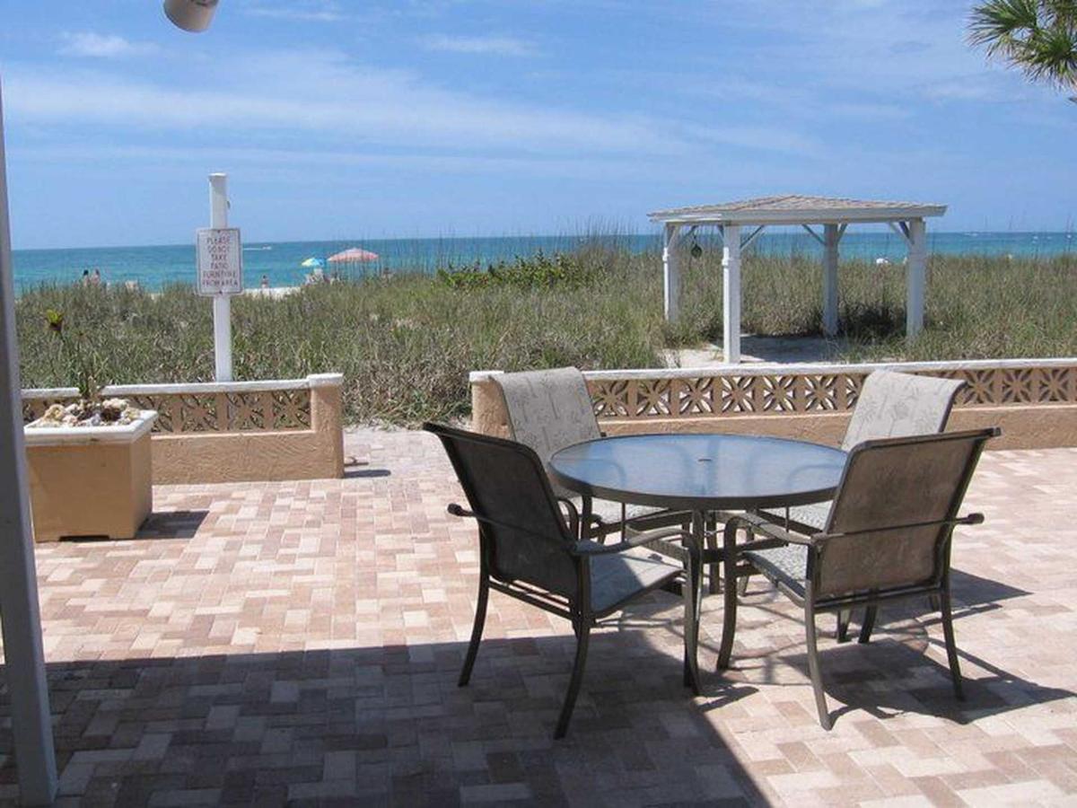 A Beach Retreat On Casey Key Gallery | Nokomis, FL