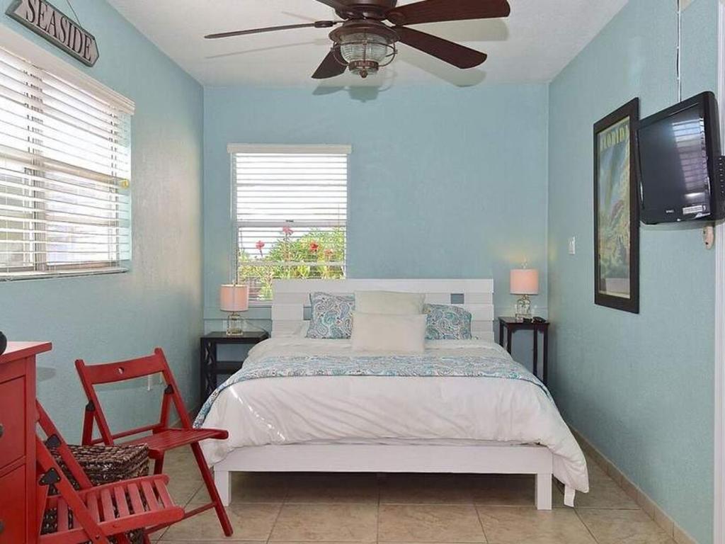 A Beach Retreat On Casey Key | Resort | Nokomis, FL