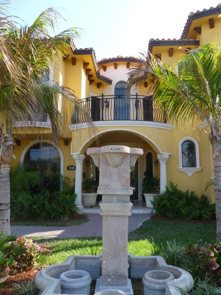 Foam Arches | Pompano Beach, FL