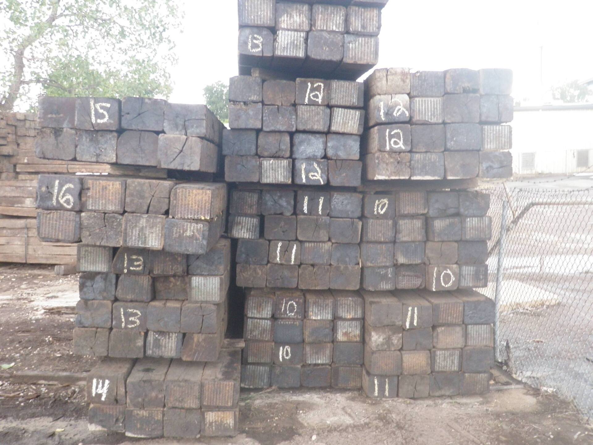 Railroad Ties | Landscaping Rail Ties | Memphis, TN