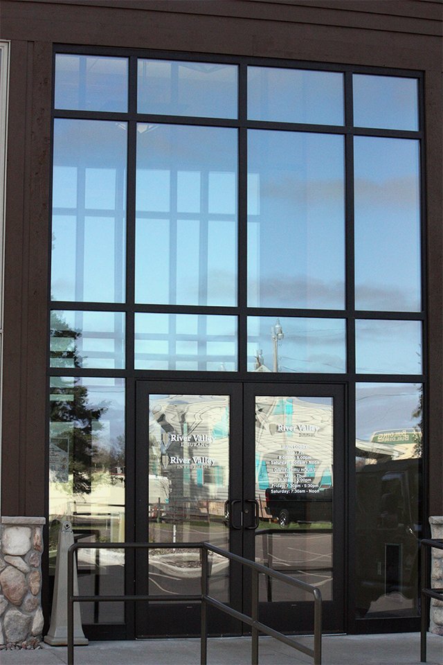 HT Glass & Mirror Center | Window & Door Services Minocqua | Shower Doors