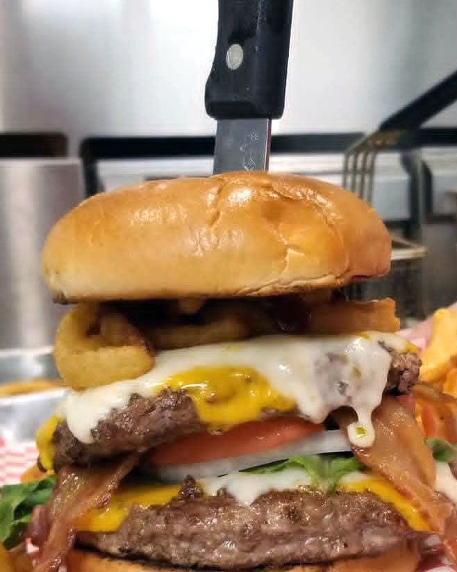 HV's Food & Spirits | Restaurants | Olney, IL