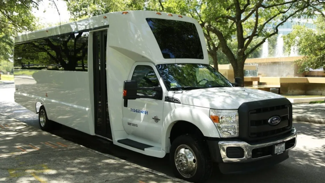 Limousine Service Houston, TX | Blue Star Limousine