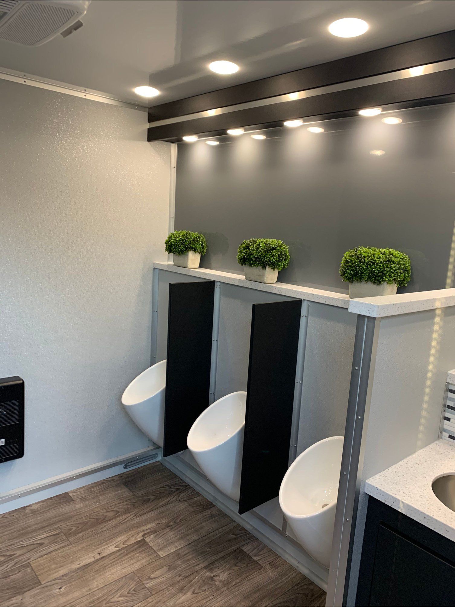 Gallery | Luxe Flush