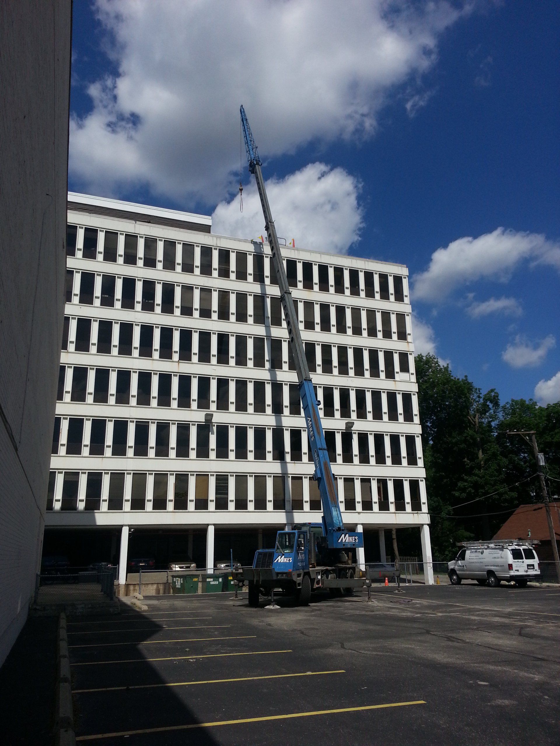 Crane Rentals | Mike's Crane Rental | Waukegan, IL