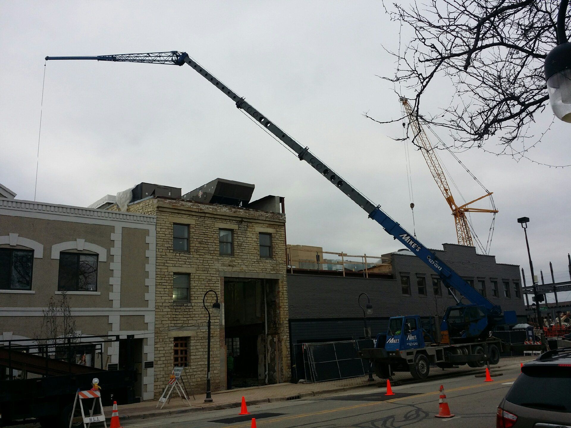 Crane Rentals | Mike's Crane Rental | Waukegan, IL