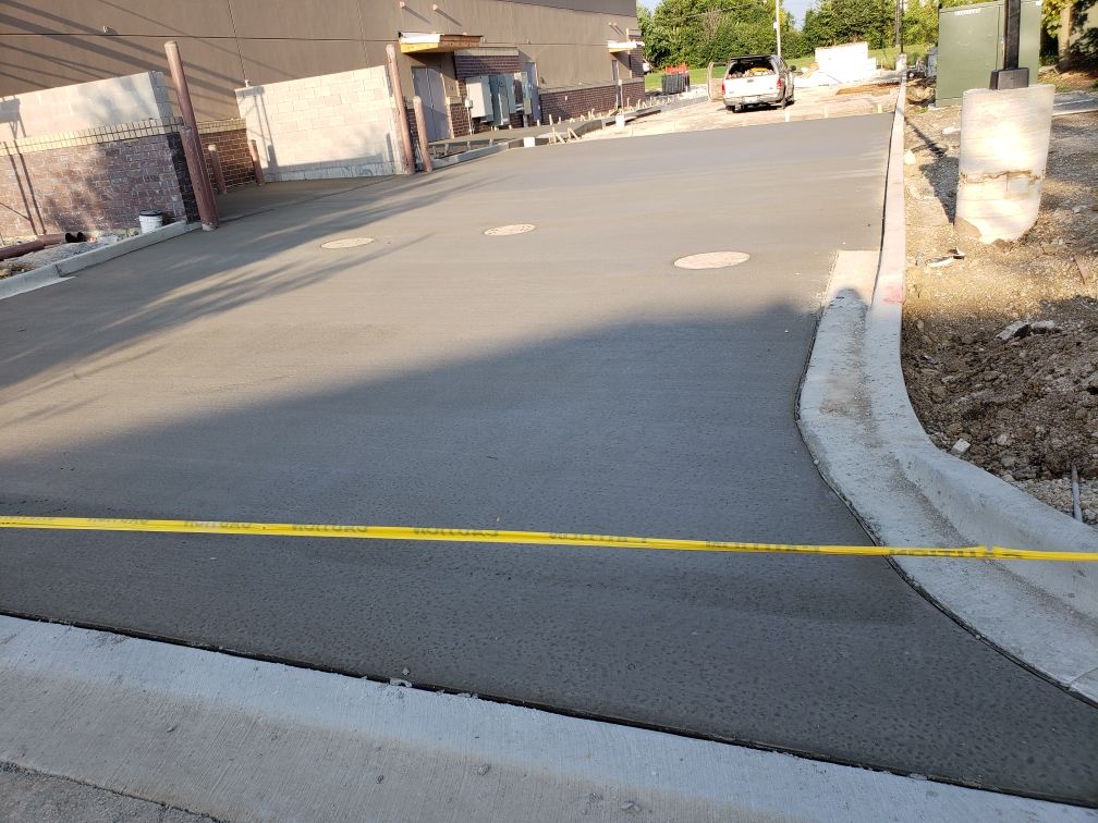 Concrete Contractors Oswego, IL | Naperville, IL